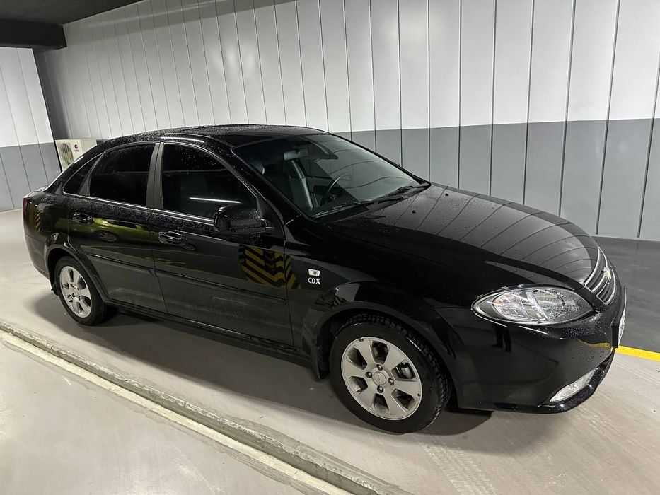 Qora Gentra sotiladi 2023, probeg 12300, benzin: 15 500 у.е ...