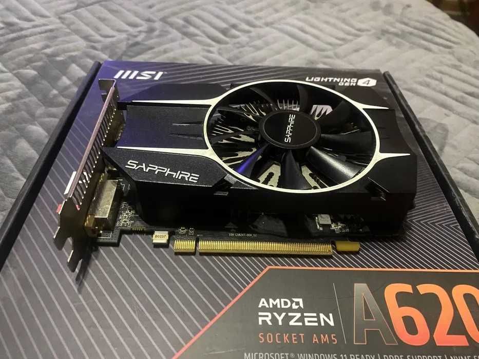 Placa video Sapphire Radeon R7 260X OC 2GB GDDR5 128-bit Targoviste ...