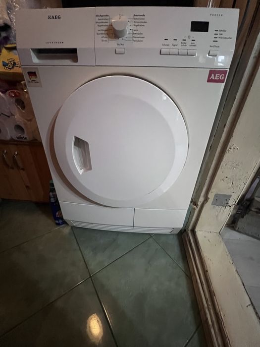 Сушилня AEG 8 kg гр. Елена • OLX.bg