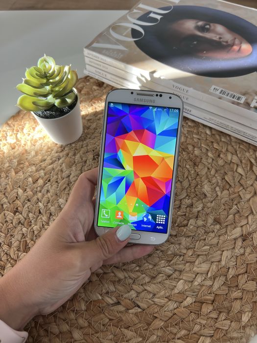 Samsung Galaxy S4 GT-I9505 Brasov • OLX.ro