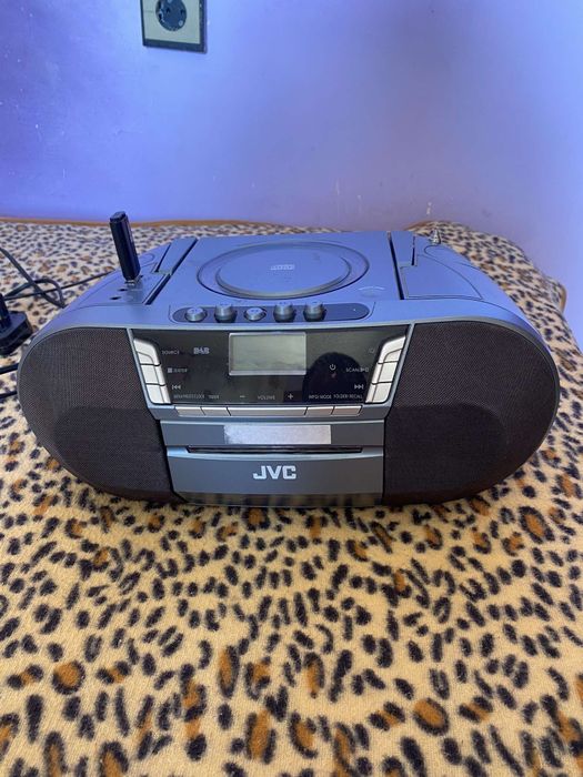 Продавам касетофон JVC. гр. Созопол • OLX.bg