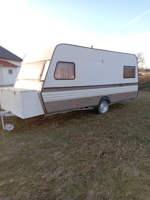 Vand rulota stare buna Deluxe Bilca • OLX.ro