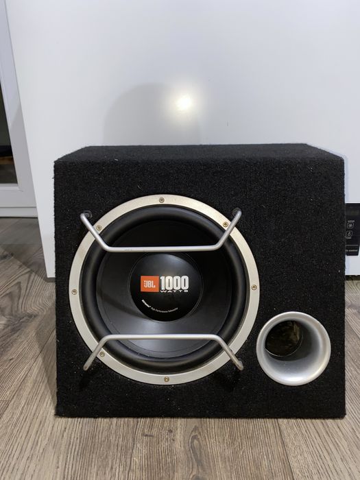 Subwoofer auto jbl 1000w si statie sony Sibiu • OLX.ro