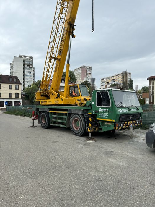 Automacara Grove 40Tone-Lungime brat 37m Bacau • OLX.ro