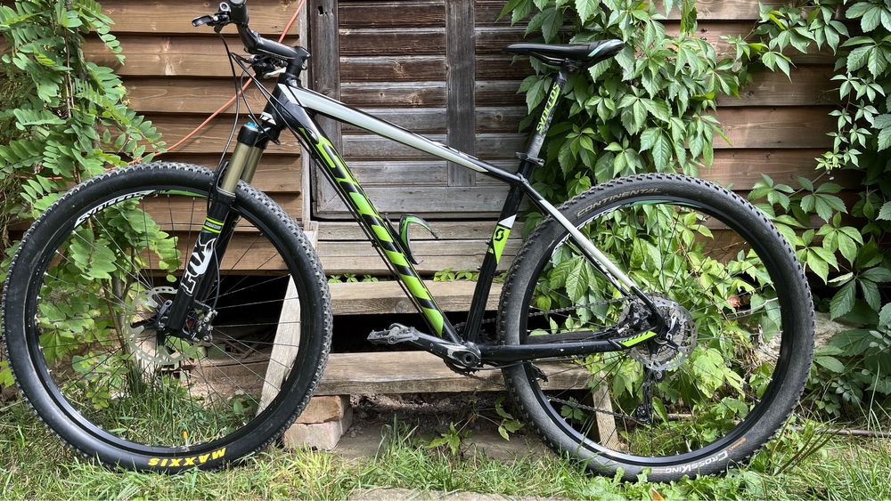 Bicicleta MTB Scott Scale 950, 29' Savadisla • OLX.ro