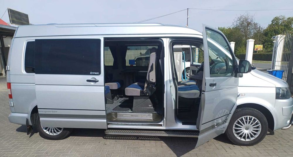 Vw T5 VIP Transporter 8+1 locuri, 2,0 tdi, 140 CP, Euro 5 Beius • OLX.ro