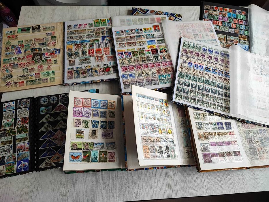 Clasoare populate cu timbre din toata lumea Targu Jiu • OLX.ro