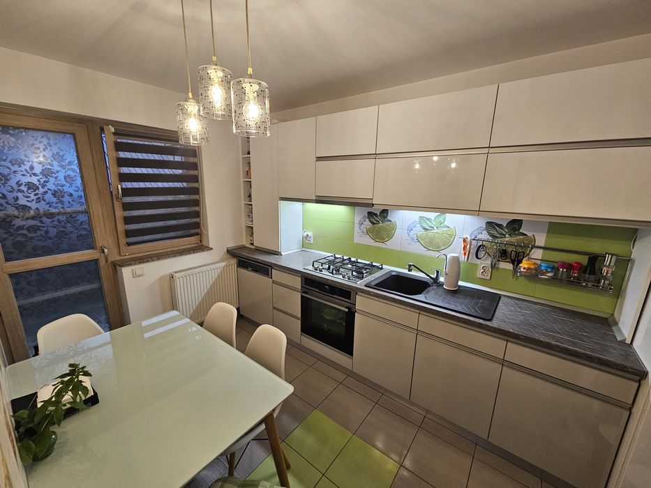 Casa 3 camere Trivale Pitesti • OLX.ro