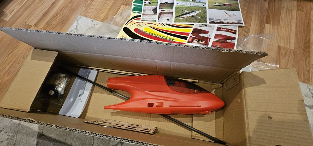 Avion NOU aeromodel glider motoplanor kit Ramnicu Valcea • OLX.ro