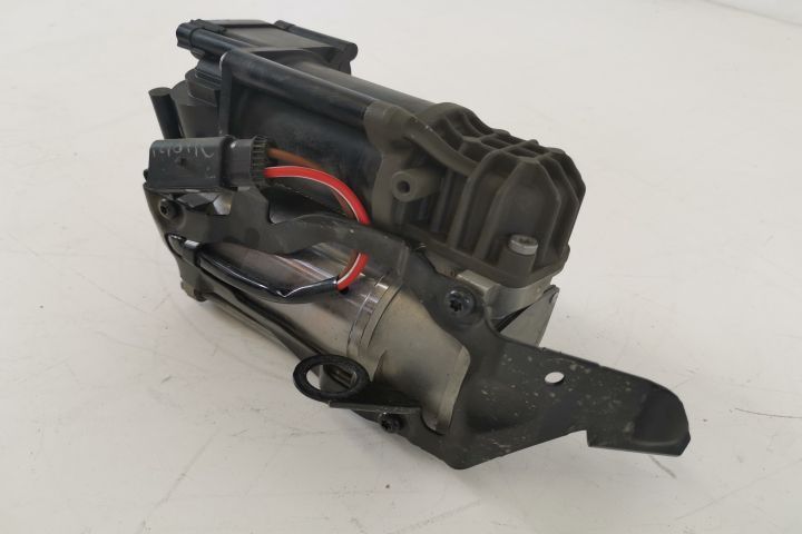 Compresor Aer Roti Original In Stare Buna Mercedes-Benz E-Class W213 ...