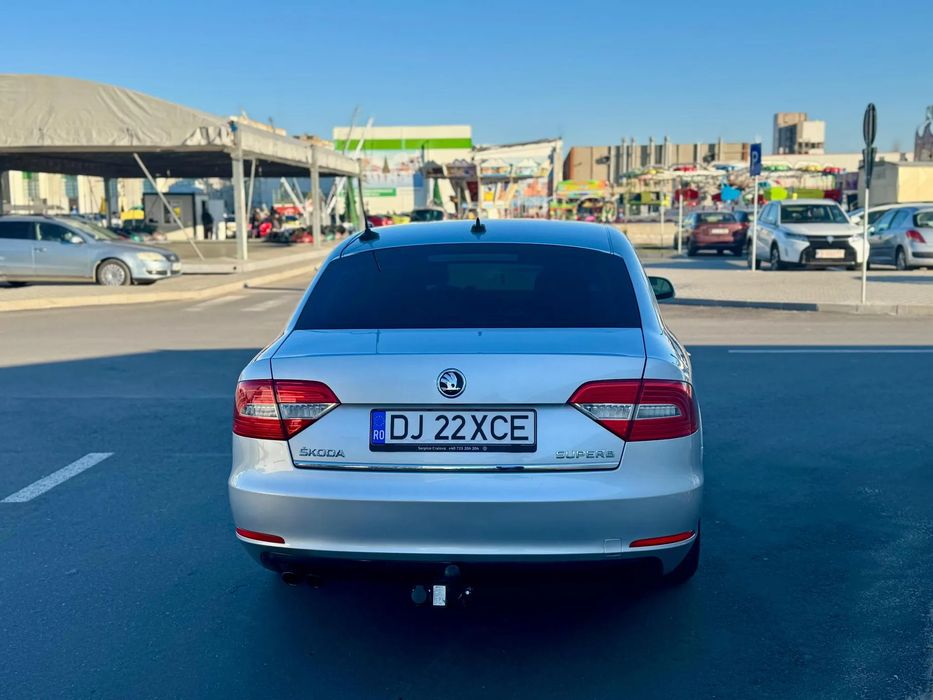 Skoda Superb Skoda Superb II ELEGANCE 2.0 TDI DSG Craiova • OLX.ro