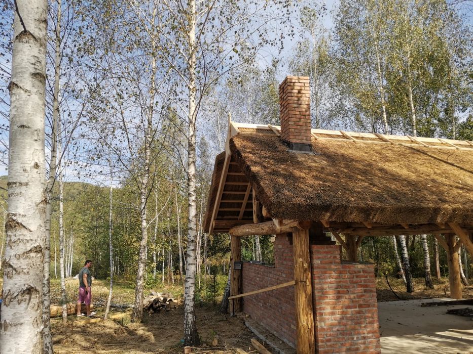 Acoperis Stuf, SNOPI STUF, Acoperiri cu Stuf, MESTERI IN STUF Cluj ...