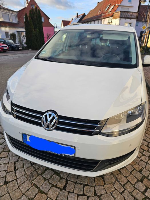Volkswagen Sharan –masina ideala pentru familie, primul proprietar ...