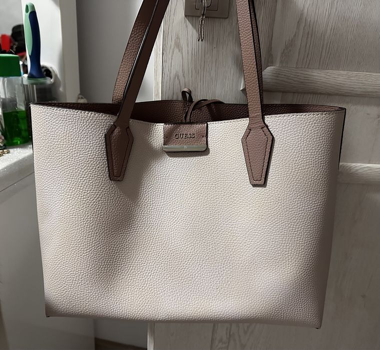 portfard guess de vanzare ' Anunturi ' OLX.ro