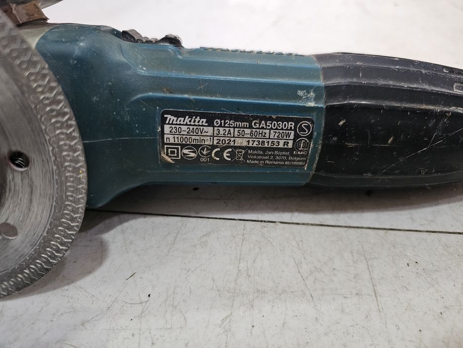 Ъглошлайф Makita GA5030, 720 W, 11000 об/мин, 125 мм гр. Варна Автогара ...