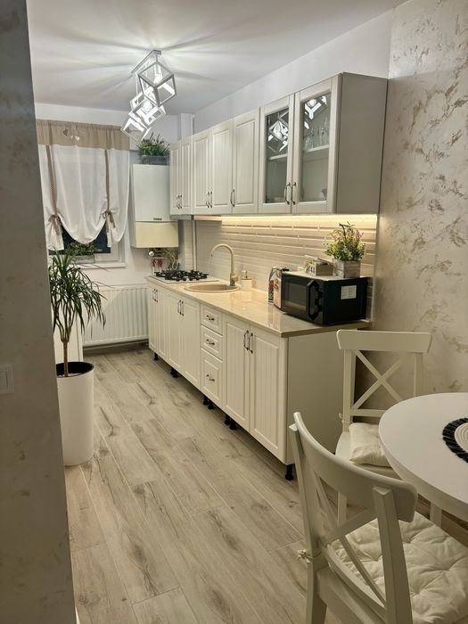 Yan Home Studio Apartment Predeal • OLX.ro