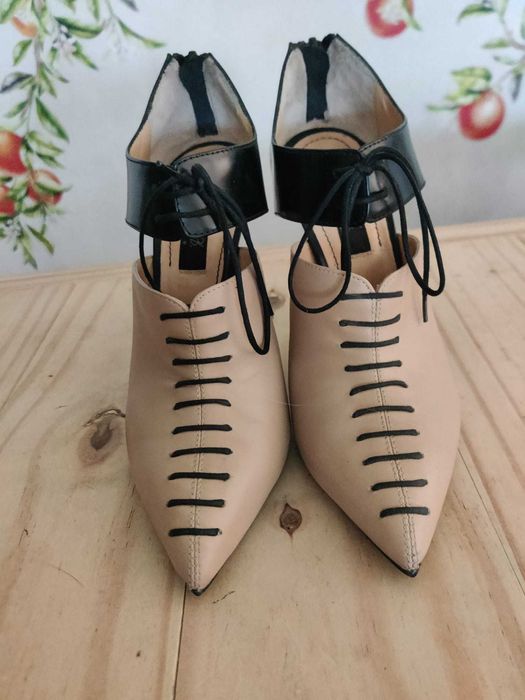 Pantodi dama piele Cristina Batlan (Musette) Bucuresti Sectorul 3 • OLX.ro