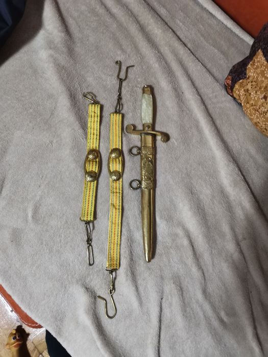 Stilet general armata Cerna • OLX.ro
