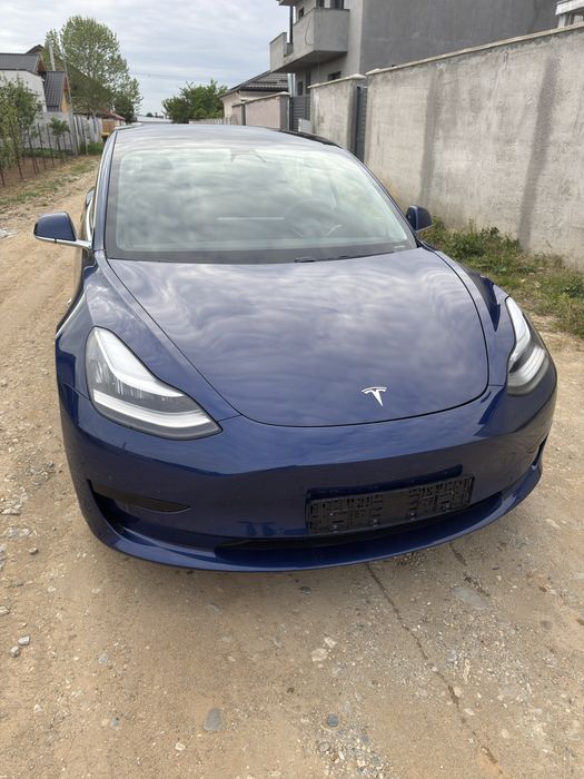 Tesla Model 3 STR+ Craiova • OLX.ro