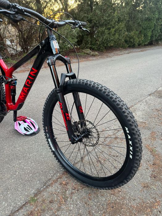 Bicicleta full suspension Marin Rift Zone 29” Carbon 2024 Oradea • OLX.ro