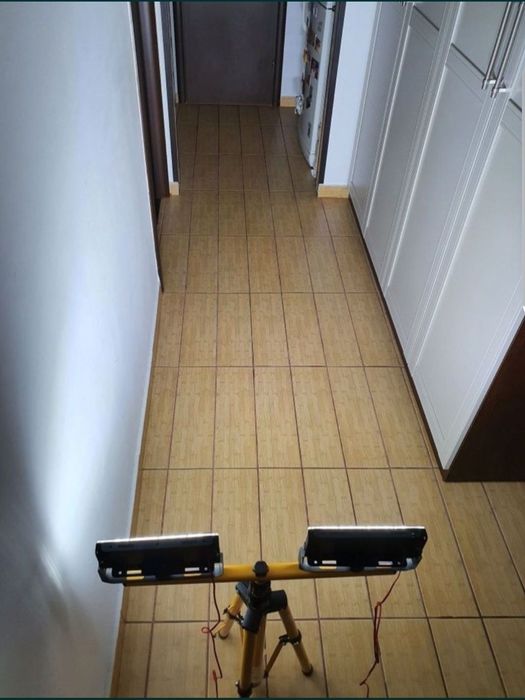 Set 2 reflectoare led + trepied cu 3 segmente, 220v-100w, ideal campi ...