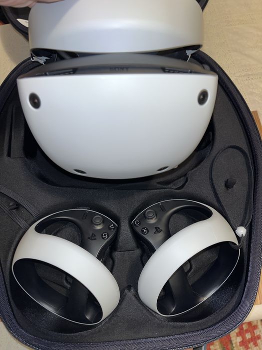 PlayStation VR2 în stare perfectă împreună cu geanta Oradea • OLX.ro