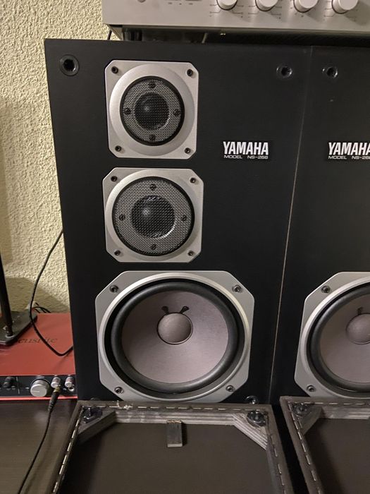 Boxe Yamaha NS 266 cu amplificator inclus / schimb monitoare studio ...