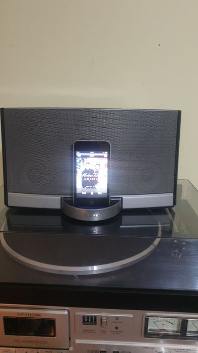 Boxa Bose +Ipod 8gb touch Ramnicu Sarat • OLX.ro
