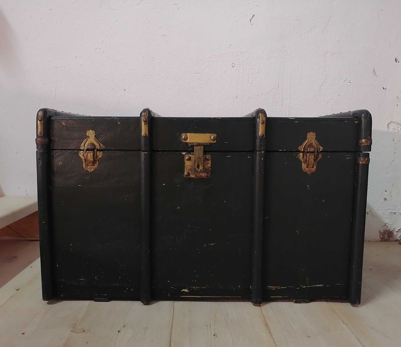 Cufar foarte vechi din lemn / Lada / Cutie Gradistea • OLX.ro