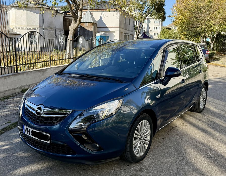 Opel Zafira/1.6 Diesel/136cp/euro6/2015/7 locuri Focsani • OLX.ro