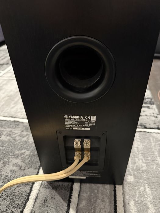 Boxe Yamaha NS-F350,200W,52Kg/Perechea,Piano Black,Suna Fenomenal ...
