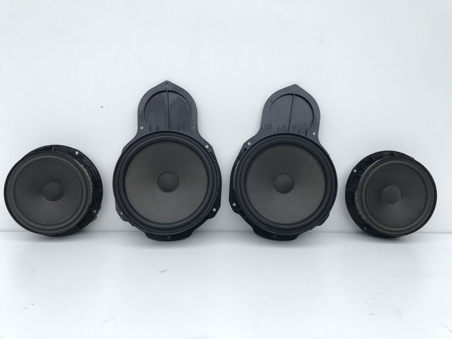 Boxe fata/spate vw Passat B6 / B7 /CC ORIGINALE VW Ghiroda • OLX.ro