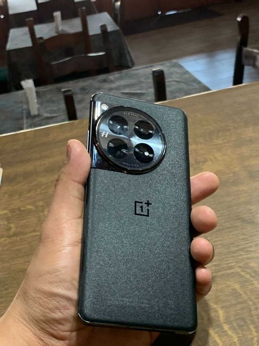 One plus 12 de vanzare Sannicolau Mare • OLX.ro