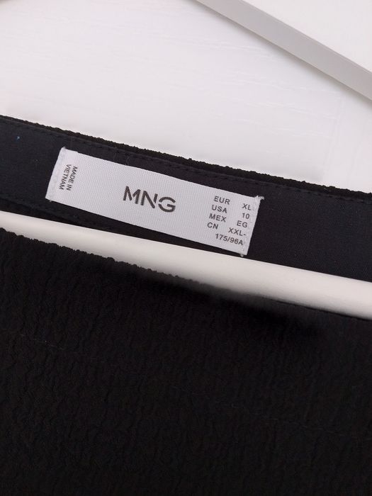 Черна рокля Mango гр. Варна Аспарухово • OLX.bg