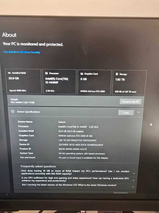 Se vinde calculator de gaming cu monitor 240hz Iasi • OLX.ro