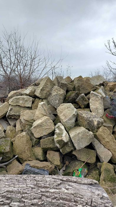 Vand Piatra de beci sau pivnite Iasi • OLX.ro