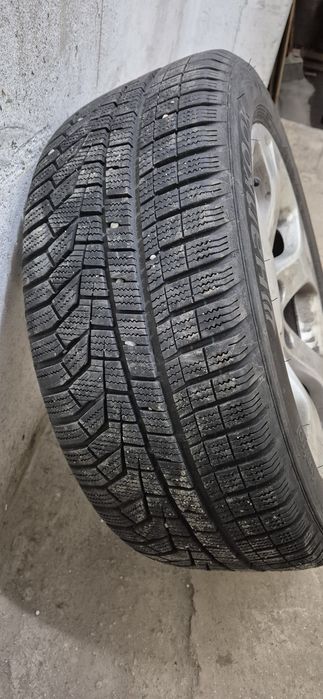 Jante aliaj ușor BMW cu anvelope iarnă Hankook 225/50 R17 98H XL Sibiu ...