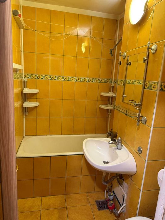 2 camere decomandate Colentina , chiar la Metrou Obor Bucuresti ...