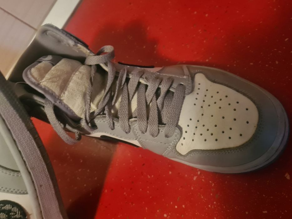 Adidași Nike Dior mar 37 la 300 lei Timișoara Timisoara • OLX.ro