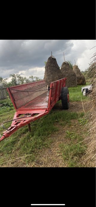 Vând doua remorci una basculabila si una nebasculabila Resita • OLX.ro