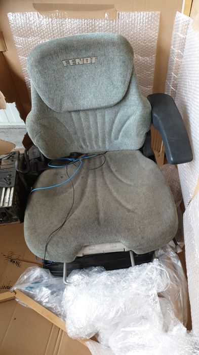 Scaun tractor Grammer perna de aer Targu-Mures • OLX.ro