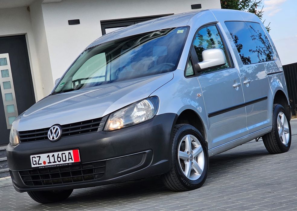 Vw Caddy 4x4 Model Life 2.0 140 cp An 2014/05 Doua usi la spate‼️‼️ Suceava • OLX.ro