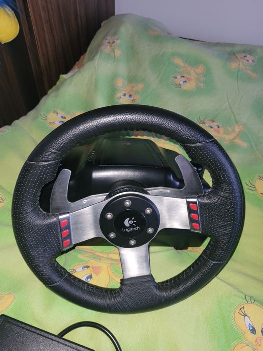 Volan logitech g27 Brasov • OLX.ro