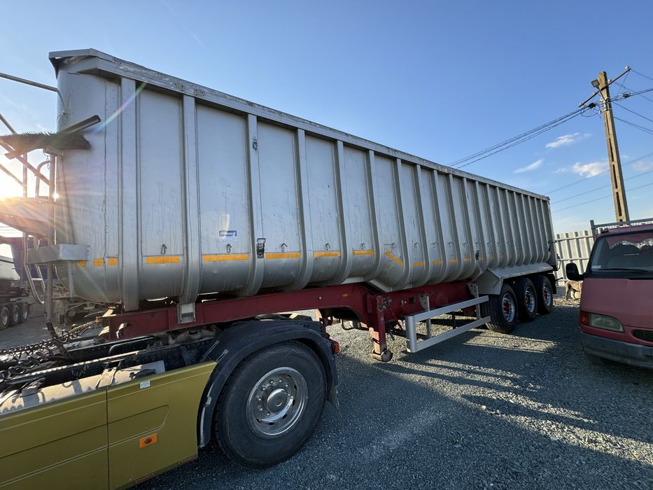 Semiremorca cereale 2009 Fruehauf 55m3 Cuza Voda • OLX.ro