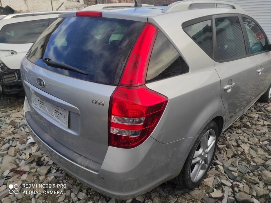 KIA Ceed 1.6 CRDI На Части с. Дъбница • OLX.bg