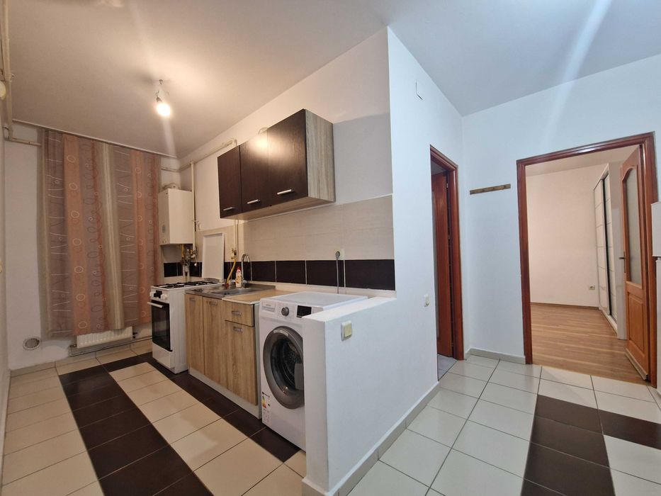 Chirie apartament cu o camera zona VIVO Baia Mare • OLX.ro
