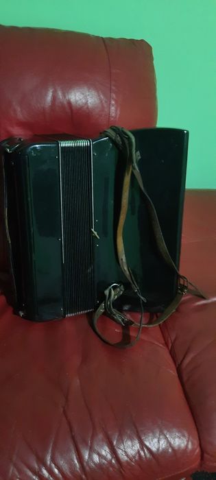Акордеон скандали 96 баса гр. Чирпан • OLX.bg