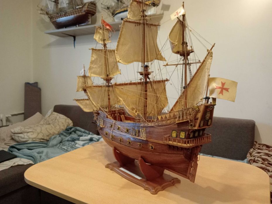 Galion spaniol Sf,Ioan Botezatorul scara 1:60 Pitesti • OLX.ro