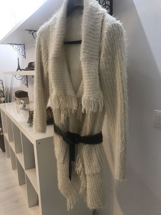 Cardigan model nou Etam Bucuresti Sectorul 1 • OLX.ro