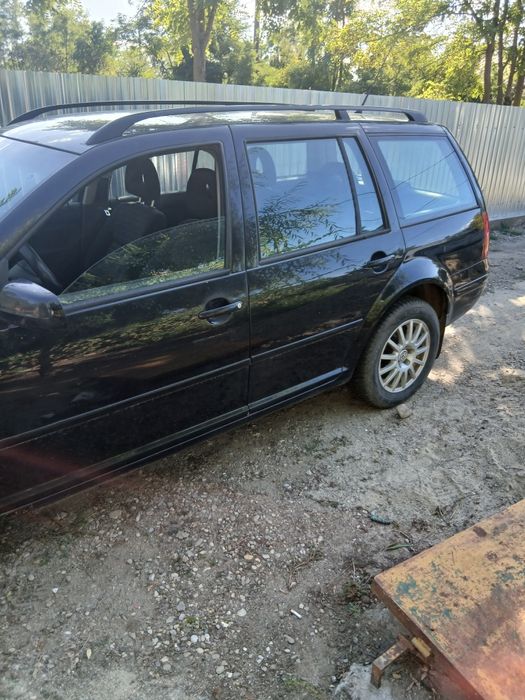 Vând wosvagan Bora benzina plus gpl 1,6 Bordei Verde • OLX.ro